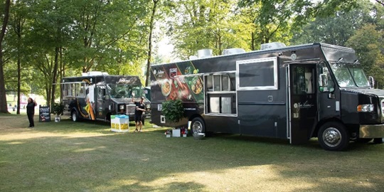 RACE INTO DETROIT’S ECLECTIC FOOD SCENE WITH THE DETROIT GRAND PRIX ...